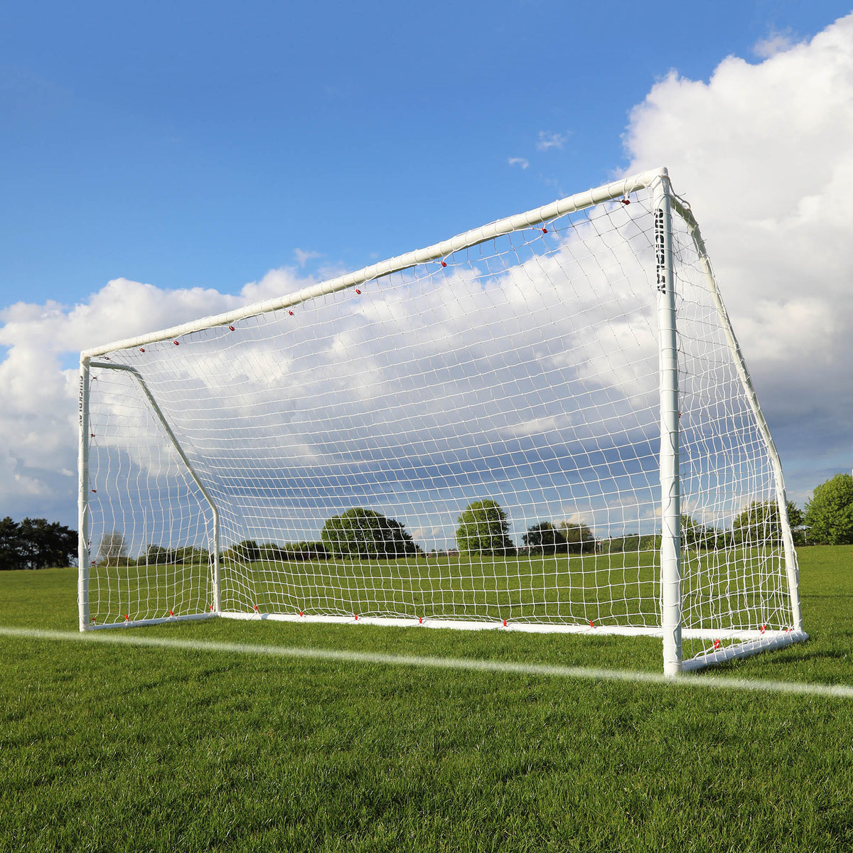 Q-FOLD MATCH Folding Football Goal - 12x6ft